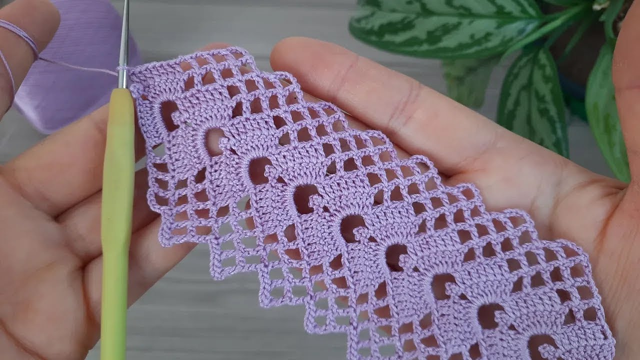 Easy Lace Border: A Detailed Crochet Pattern - Crochet4U